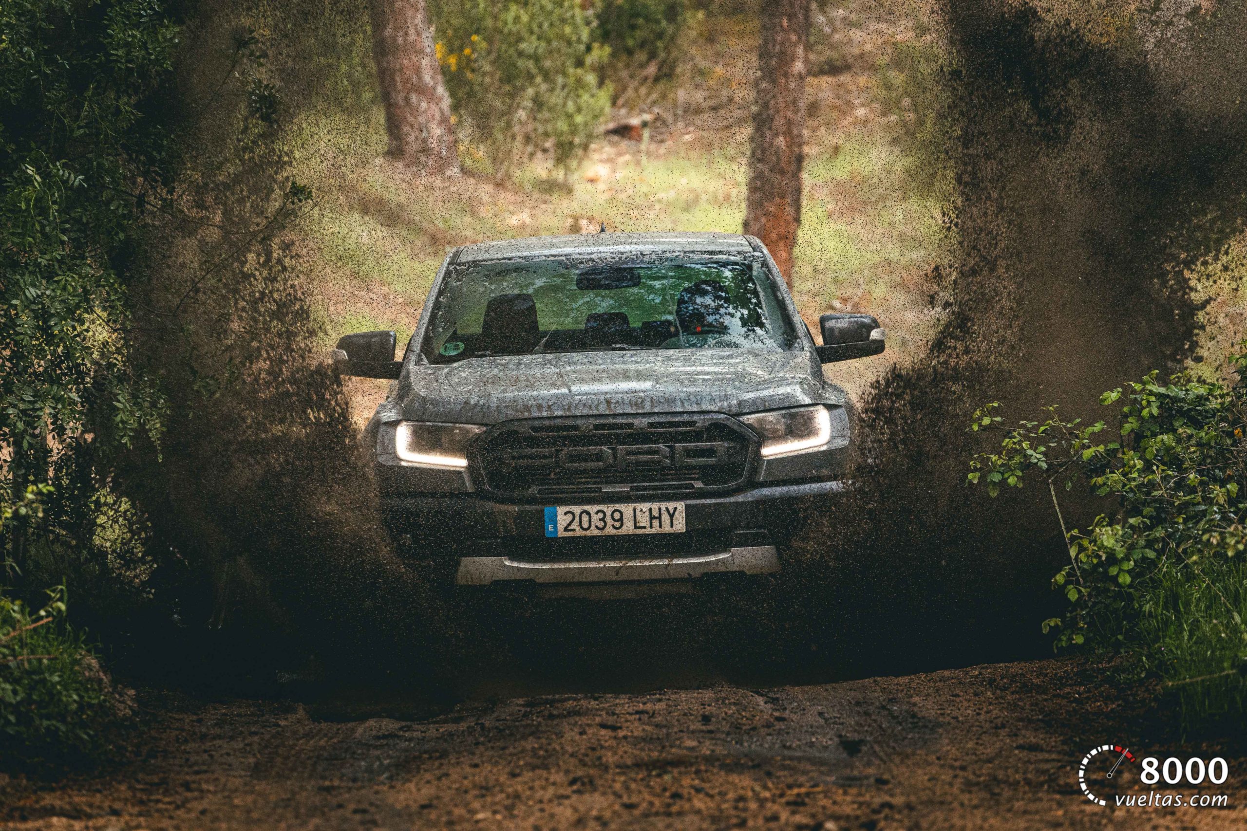 PRUEBA FORD RANGER RAPTOR: ¿QUÉ DEFINE A UN DEPORTIVO? – 8000vueltas.com